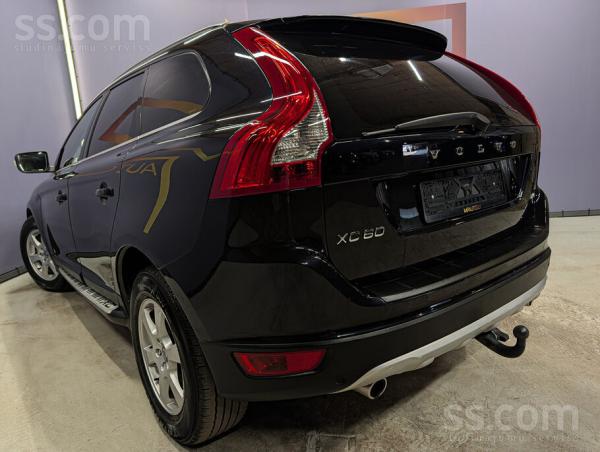 Melns Volvo XC60 2009 Jūrmala, ar dzinēja tilpumu 2.40 L un nobraukumu 304 tūkst. km par 7950 €, foto 8 vietnē AUTOMOTO.COM.LV