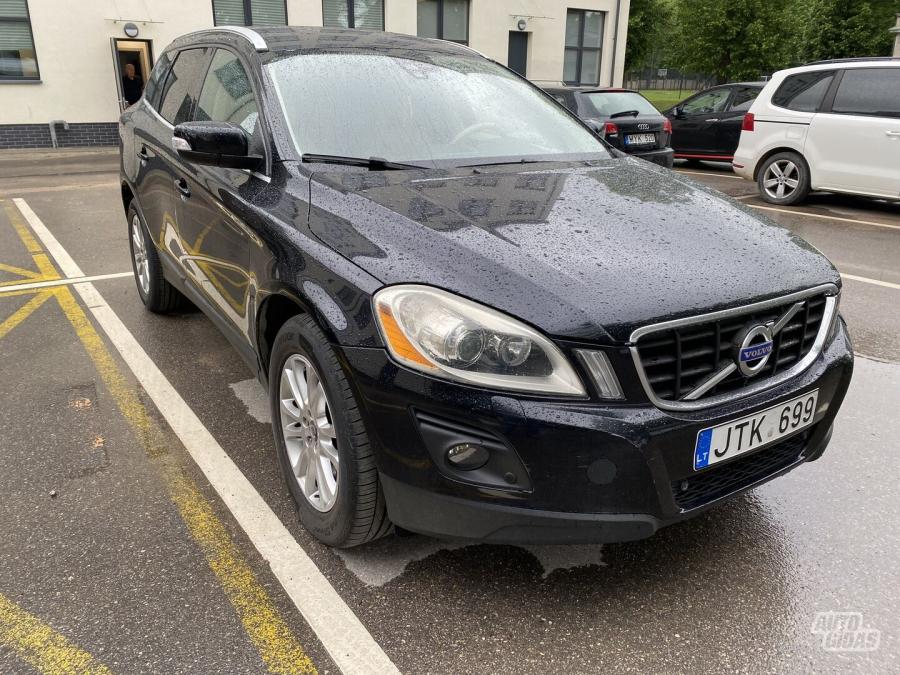 Melns Volvo XC60 2009 Kauņa, ar dzinēja tilpumu 2.40 L un nobraukumu 321 tūkst. km par 5599 €, foto 3 vietnē AUTOMOTO.COM.LV