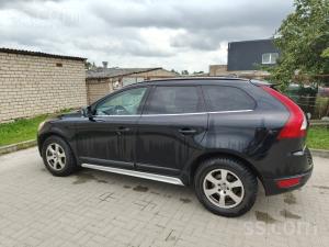 Melns Volvo XC60 2009 Rēzekne, ar dzinēja tilpumu 2.40 L un nobraukumu 264 tūkst. km par 7250 €, foto 3 vietnē AUTOMOTO.COM.LV