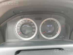 Melns Volvo XC60 2009 Rēzekne, ar dzinēja tilpumu 2.40 L un nobraukumu 264 tūkst. km par 7250 €, foto 8 vietnē AUTOMOTO.COM.LV