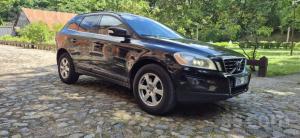 Black Volvo XC60 2009 in Kuldiga, with an engine capacity of 2.40 L and mileage of 349 thousand km for 6400 €, photo 5 on AUTOMOTO.COM.LV