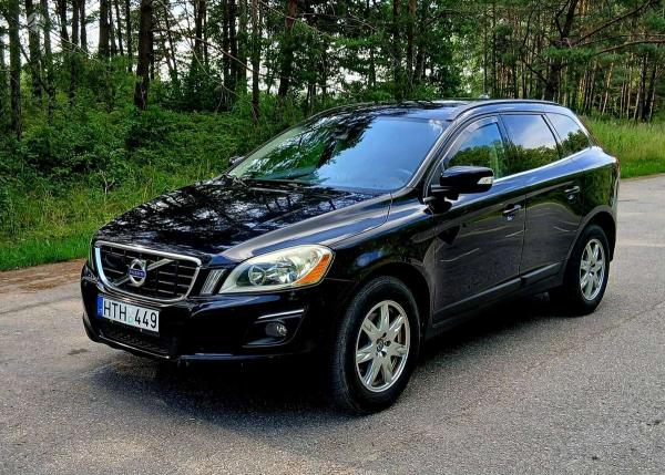 Melns Volvo XC60 2009 Ukmergė, ar dzinēja tilpumu 2.40 L un nobraukumu 402 tūkst. km par 6350 €, foto 9 vietnē AUTOMOTO.COM.LV