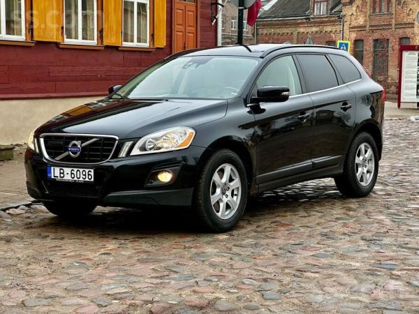Melns Volvo XC60 2009 Rīga, ar dzinēja tilpumu 2.40 L un nobraukumu 358 tūkst. km par 6800 €, foto 1 vietnē AUTOMOTO.COM.LV