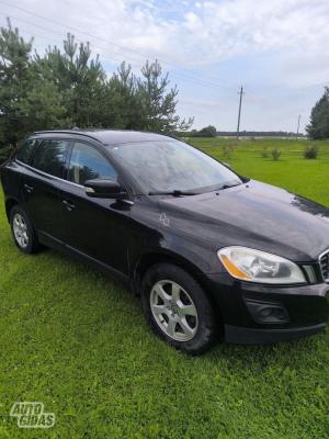 Melns Volvo XC60 2009 Šakiai, ar dzinēja tilpumu 2.40 L un nobraukumu 443 tūkst. km par 4600 €, foto 3 vietnē AUTOMOTO.COM.LV