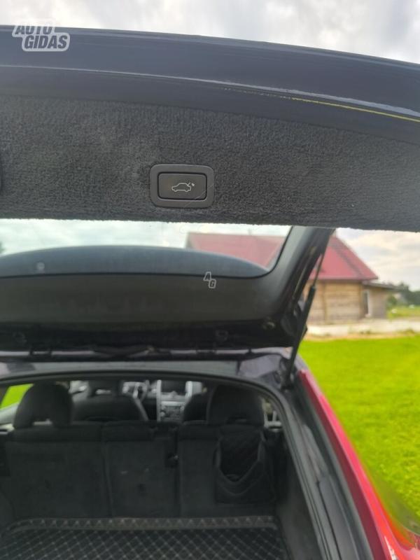 Black Volvo XC60 2009 in Sakiai, with an engine capacity of 2.40 L and mileage of 443 thousand km for 4600 €, photo 7 on AUTOMOTO.COM.LV