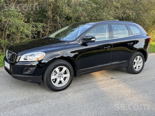 Melns Volvo XC60 2009 Jēkabpils, ar dzinēja tilpumu 2.40 L un nobraukumu 340 tūkst. km par 7700 €, foto 7 vietnē AUTOMOTO.COM.LV