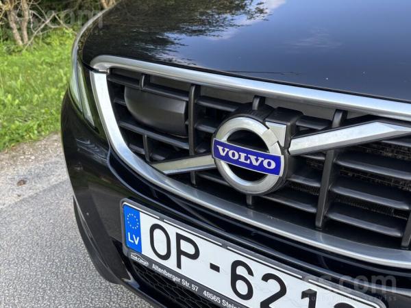 Melns Volvo XC60 2009 Jēkabpils, ar dzinēja tilpumu 2.40 L un nobraukumu 340 tūkst. km par 7700 €, foto 9 vietnē AUTOMOTO.COM.LV