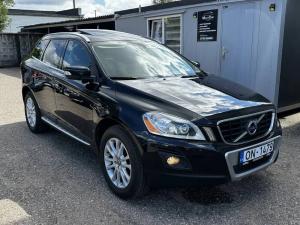 Melns Volvo XC60 2009 Daugavpils, ar dzinēja tilpumu 2.40 L un nobraukumu 240 tūkst. km par 8400 €, foto  vietnē AUTOMOTO.COM.LV