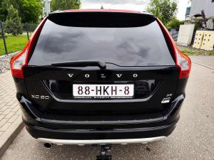 Black Volvo XC60 2009 in Kaunas, with an engine capacity of 2.40 L and mileage of 340 thousand km for 6650 €, photo 5 on AUTOMOTO.COM.LV