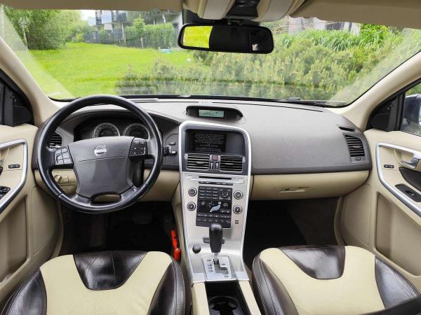 Melns Volvo XC60 2009 Kauņa, ar dzinēja tilpumu 2.40 L un nobraukumu 340 tūkst. km par 6650 €, foto 6 vietnē AUTOMOTO.COM.LV