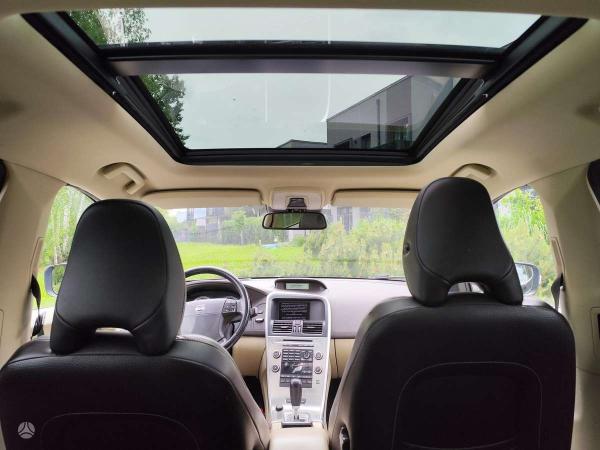 Melns Volvo XC60 2009 Kauņa, ar dzinēja tilpumu 2.40 L un nobraukumu 340 tūkst. km par 6650 €, foto 7 vietnē AUTOMOTO.COM.LV