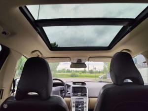 Black Volvo XC60 2009 in Kaunas, with an engine capacity of 2.40 L and mileage of 340 thousand km for 6650 €, photo 9 on AUTOMOTO.COM.LV