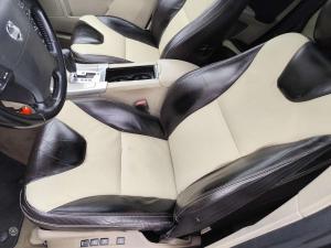 Black Volvo XC60 2009 in Kaunas, with an engine capacity of 2.40 L and mileage of 340 thousand km for 6650 €, photo 10 on AUTOMOTO.COM.LV