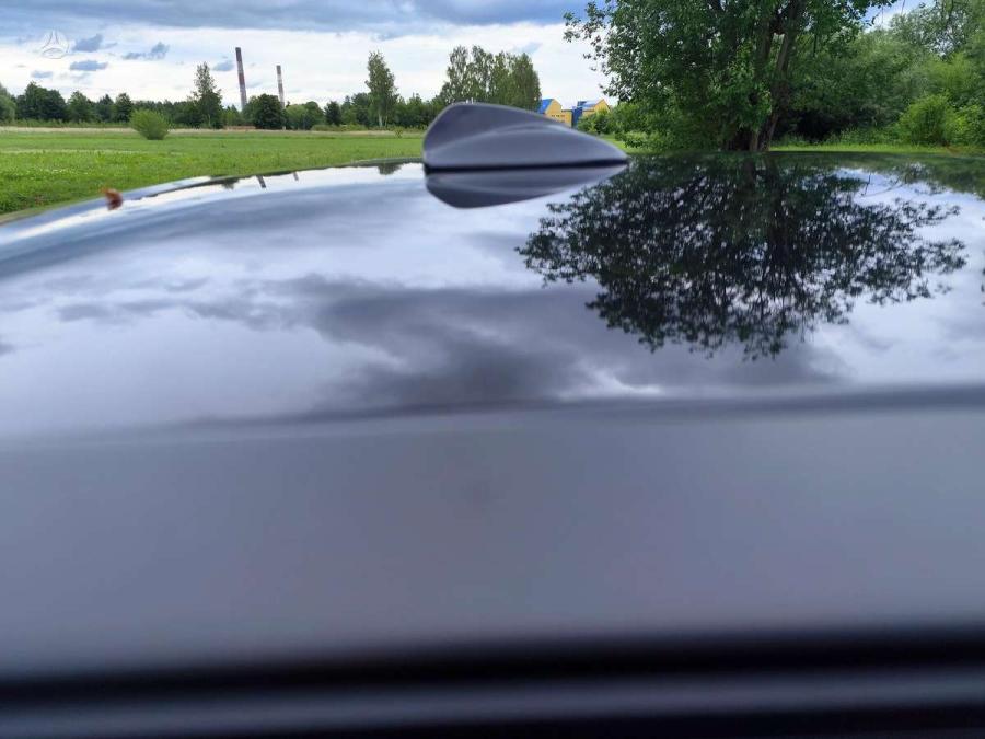Black Volvo XC60 2009 in Kaunas, with an engine capacity of 2.40 L and mileage of 340 thousand km for 6650 €, photo 16 on AUTOMOTO.COM.LV