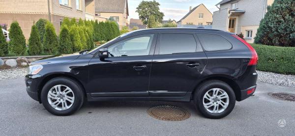 Melns Volvo XC60 2009 Tauragė, ar dzinēja tilpumu 2.40 L un nobraukumu 277 tūkst. km par 5900 €, foto 6 vietnē AUTOMOTO.COM.LV
