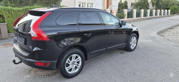 Melns Volvo XC60 2009 Tauragė, ar dzinēja tilpumu 2.40 L un nobraukumu 277 tūkst. km par 5900 €, foto 7 vietnē AUTOMOTO.COM.LV