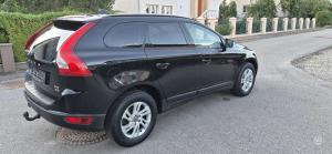 Black Volvo XC60 2009 in Taurage, with an engine capacity of 2.40 L and mileage of 277 thousand km for 5900 €, photo 8 on AUTOMOTO.COM.LV