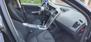 Black Volvo XC60 2009 in Taurage, with an engine capacity of 2.40 L and mileage of 277 thousand km for 5900 €, photo 15 on AUTOMOTO.COM.LV