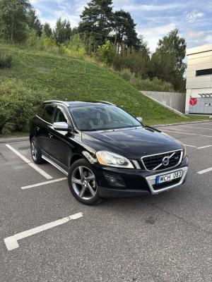 Black Volvo XC60 2009 in Vilnius, with an engine capacity of 2.40 L and mileage of 372 thousand km for 6000 €, photo  on AUTOMOTO.COM.LV