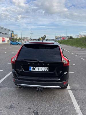 Melns Volvo XC60 2009 Viļņa, ar dzinēja tilpumu 2.40 L un nobraukumu 372 tūkst. km par 6000 €, foto 6 vietnē AUTOMOTO.COM.LV