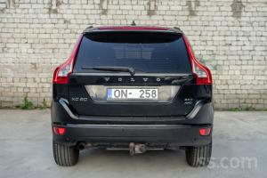Melns Volvo XC60 2009 Liepāja, ar dzinēja tilpumu 2.40 L un nobraukumu 350 tūkst. km par 6900 €, foto 4 vietnē AUTOMOTO.COM.LV