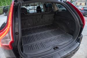 Melns Volvo XC60 2009 Liepāja, ar dzinēja tilpumu 2.40 L un nobraukumu 350 tūkst. km par 6900 €, foto 11 vietnē AUTOMOTO.COM.LV