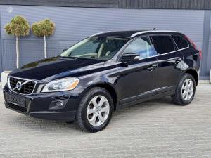 Black Volvo XC60 2009 in Siauliai, with an engine capacity of 2.40 L and mileage of 300 thousand km for 8150 €, photo 5 on AUTOMOTO.COM.LV