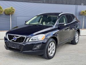 Black Volvo XC60 2009 in Siauliai, with an engine capacity of 2.40 L and mileage of 300 thousand km for 8150 €, photo 6 on AUTOMOTO.COM.LV