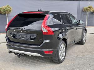 Black Volvo XC60 2009 in Siauliai, with an engine capacity of 2.40 L and mileage of 300 thousand km for 8150 €, photo 10 on AUTOMOTO.COM.LV