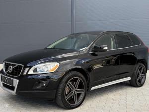 Black Volvo XC60 2009 in Siauliai, with an engine capacity of 2.40 L and mileage of 300 thousand km for 8450 €, photo 5 on AUTOMOTO.COM.LV