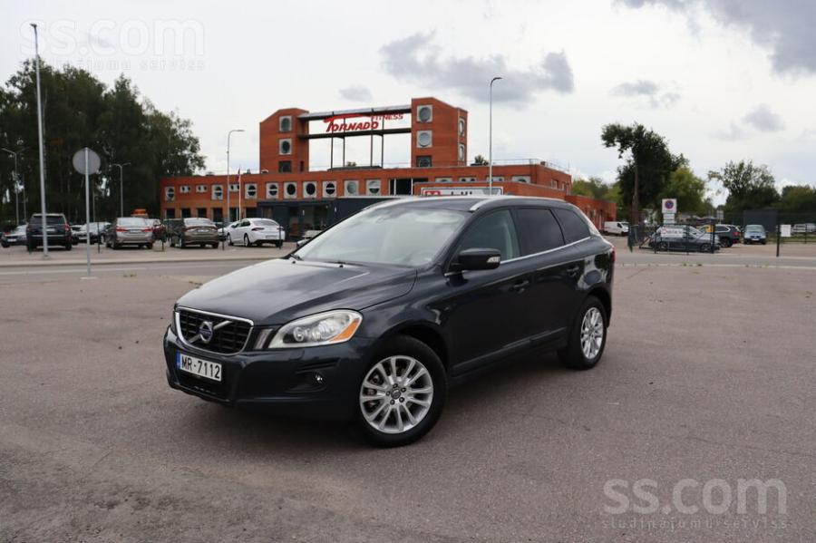 Black Volvo XC60 2009 in Riga, with an engine capacity of 2.40 L and mileage of 0 thousand km for 5990 €, photo 1 on AUTOMOTO.COM.LV