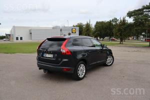 Black Volvo XC60 2009 in Riga, with an engine capacity of 2.40 L and mileage of 0 thousand km for 5990 €, photo 7 on AUTOMOTO.COM.LV