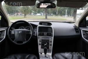 Black Volvo XC60 2009 in Riga, with an engine capacity of 2.40 L and mileage of 0 thousand km for 5990 €, photo 10 on AUTOMOTO.COM.LV