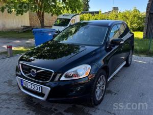 Melns Volvo XC60 2009 Dobele, ar dzinēja tilpumu 2.40 L un nobraukumu 377 tūkst. km par 6000 €, foto  vietnē AUTOMOTO.COM.LV