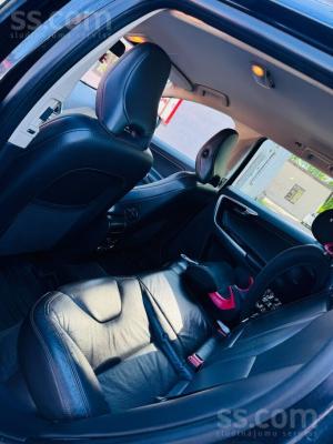 Melns Volvo XC60 2009 Dobele, ar dzinēja tilpumu 2.40 L un nobraukumu 377 tūkst. km par 6000 €, foto 6 vietnē AUTOMOTO.COM.LV