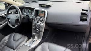Melns Volvo XC60 2009 Jelgava, ar dzinēja tilpumu 2.40 L un nobraukumu 357 tūkst. km par 6900 €, foto 9 vietnē AUTOMOTO.COM.LV