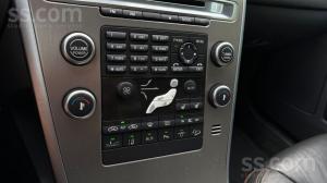 Melns Volvo XC60 2009 Jelgava, ar dzinēja tilpumu 2.40 L un nobraukumu 357 tūkst. km par 6900 €, foto 11 vietnē AUTOMOTO.COM.LV