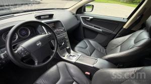 Melns Volvo XC60 2009 Jelgava, ar dzinēja tilpumu 2.40 L un nobraukumu 357 tūkst. km par 6900 €, foto 20 vietnē AUTOMOTO.COM.LV