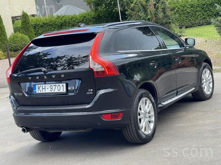 Melns Volvo XC60 2009 Jūrmala, ar dzinēja tilpumu 2.40 L un nobraukumu 0 tūkst. km par 4850 €, foto 4 vietnē AUTOMOTO.COM.LV