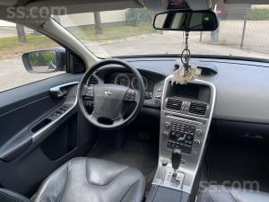 Melns Volvo XC60 2009 Jūrmala, ar dzinēja tilpumu 2.40 L un nobraukumu 0 tūkst. km par 4850 €, foto 25 vietnē AUTOMOTO.COM.LV