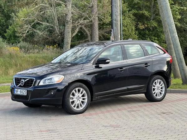 Melns Volvo XC60 2009 Cēsis, ar dzinēja tilpumu 2.40 L un nobraukumu 277 tūkst. km par 7500 €, foto 2 vietnē AUTOMOTO.COM.LV