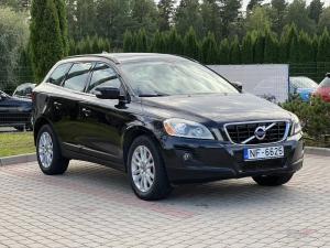 Black Volvo XC60 2009 in Cesis, with an engine capacity of 2.40 L and mileage of 277 thousand km for 7500 €, photo 5 on AUTOMOTO.COM.LV