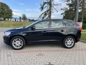 Black Volvo XC60 2009 in Cesis, with an engine capacity of 2.40 L and mileage of 277 thousand km for 7500 €, photo 8 on AUTOMOTO.COM.LV