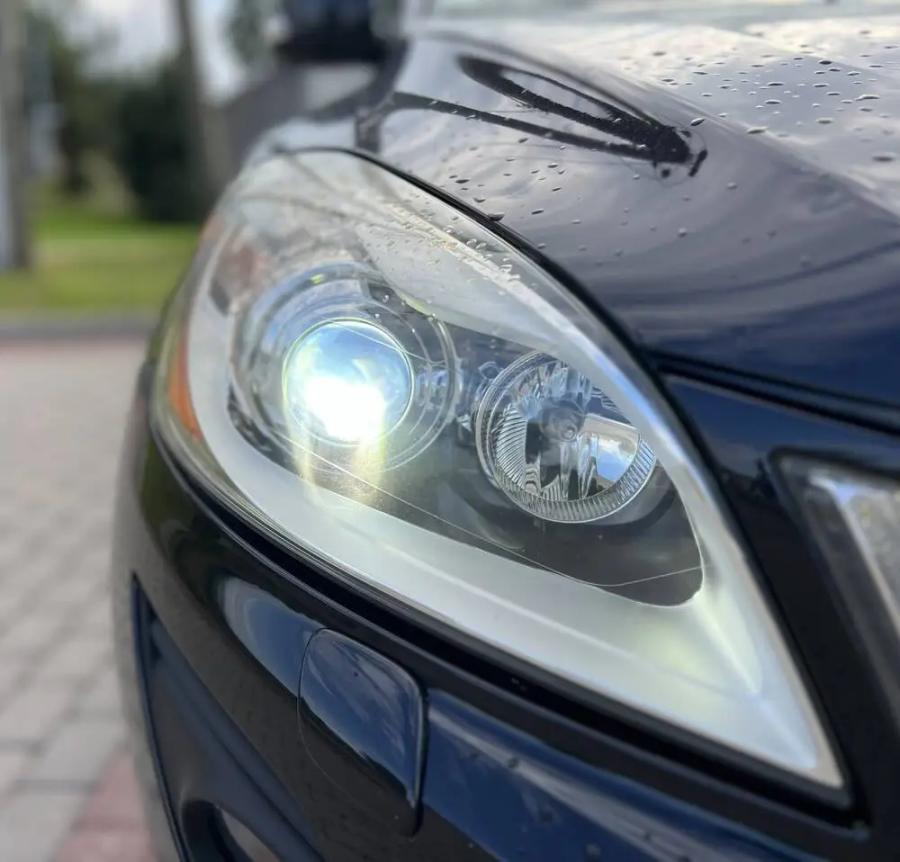 Black Volvo XC60 2009 in Cesis, with an engine capacity of 2.40 L and mileage of 277 thousand km for 7500 €, photo 23 on AUTOMOTO.COM.LV