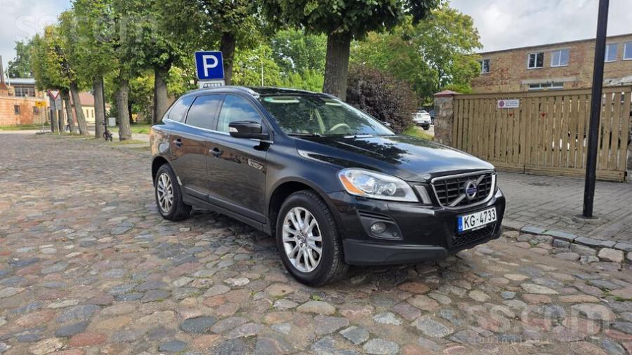 Melns Volvo XC60 2009 Jelgava, ar dzinēja tilpumu 2.40 L un nobraukumu 0 tūkst. km par 3290 €, foto 3 vietnē AUTOMOTO.COM.LV