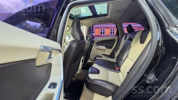 Melns Volvo XC60 2009 Jelgava, ar dzinēja tilpumu 2.40 L un nobraukumu 0 tūkst. km par 3290 €, foto 10 vietnē AUTOMOTO.COM.LV