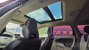 Melns Volvo XC60 2009 Jelgava, ar dzinēja tilpumu 2.40 L un nobraukumu 0 tūkst. km par 3290 €, foto 12 vietnē AUTOMOTO.COM.LV
