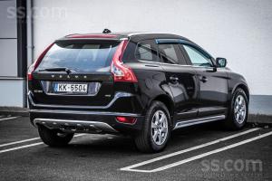 Melns Volvo XC60 2009 Rīga, ar dzinēja tilpumu 2.40 L un nobraukumu 273 tūkst. km par 7450 €, foto 5 vietnē AUTOMOTO.COM.LV