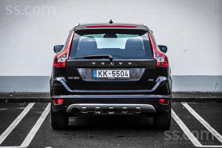 Melns Volvo XC60 2009 Rīga, ar dzinēja tilpumu 2.40 L un nobraukumu 273 tūkst. km par 7450 €, foto 6 vietnē AUTOMOTO.COM.LV