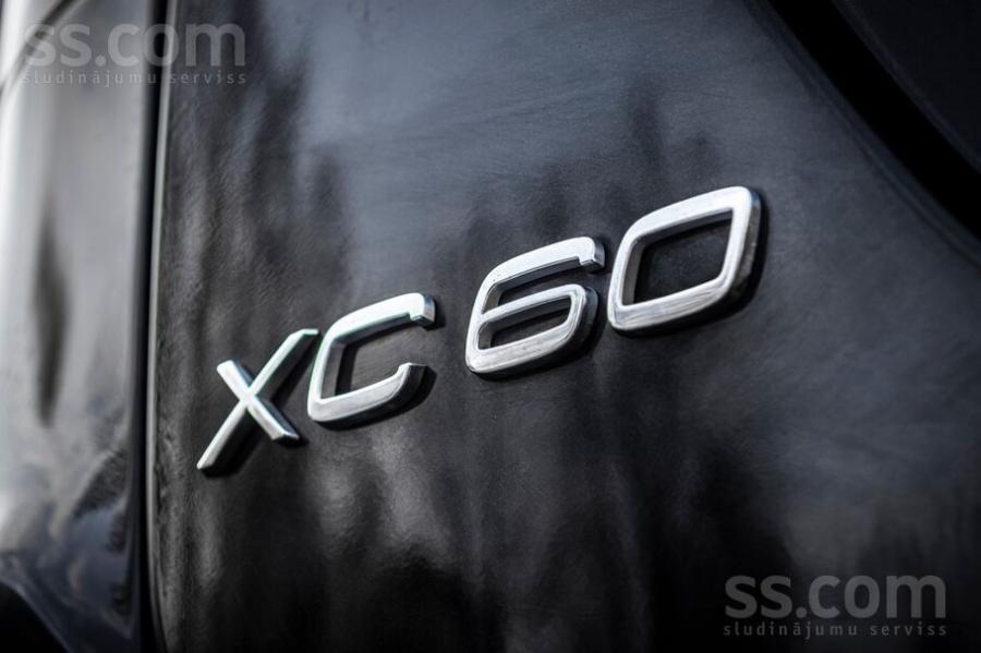 Melns Volvo XC60 2009 Rīga, ar dzinēja tilpumu 2.40 L un nobraukumu 273 tūkst. km par 7450 €, foto 8 vietnē AUTOMOTO.COM.LV